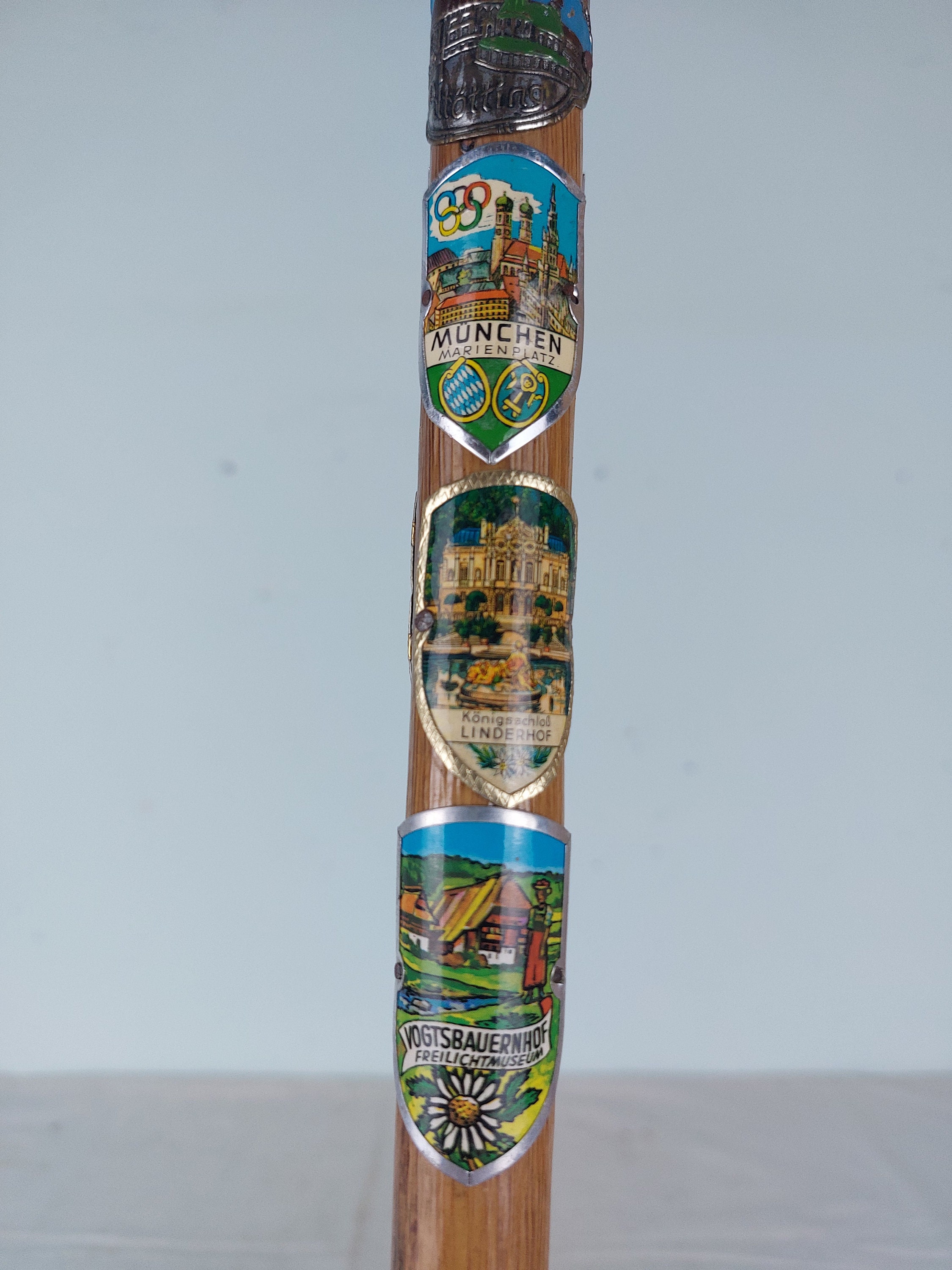 10 Emblem Cane, Vintage Walking Sticks, Retro Cane, Vintage Cane ...