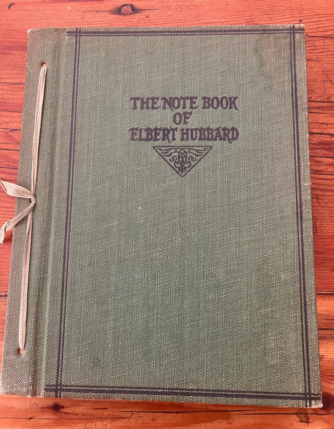 The Note Book of Elbert Hubbard. Hard Cover With Ribbon Binding. - Etsy