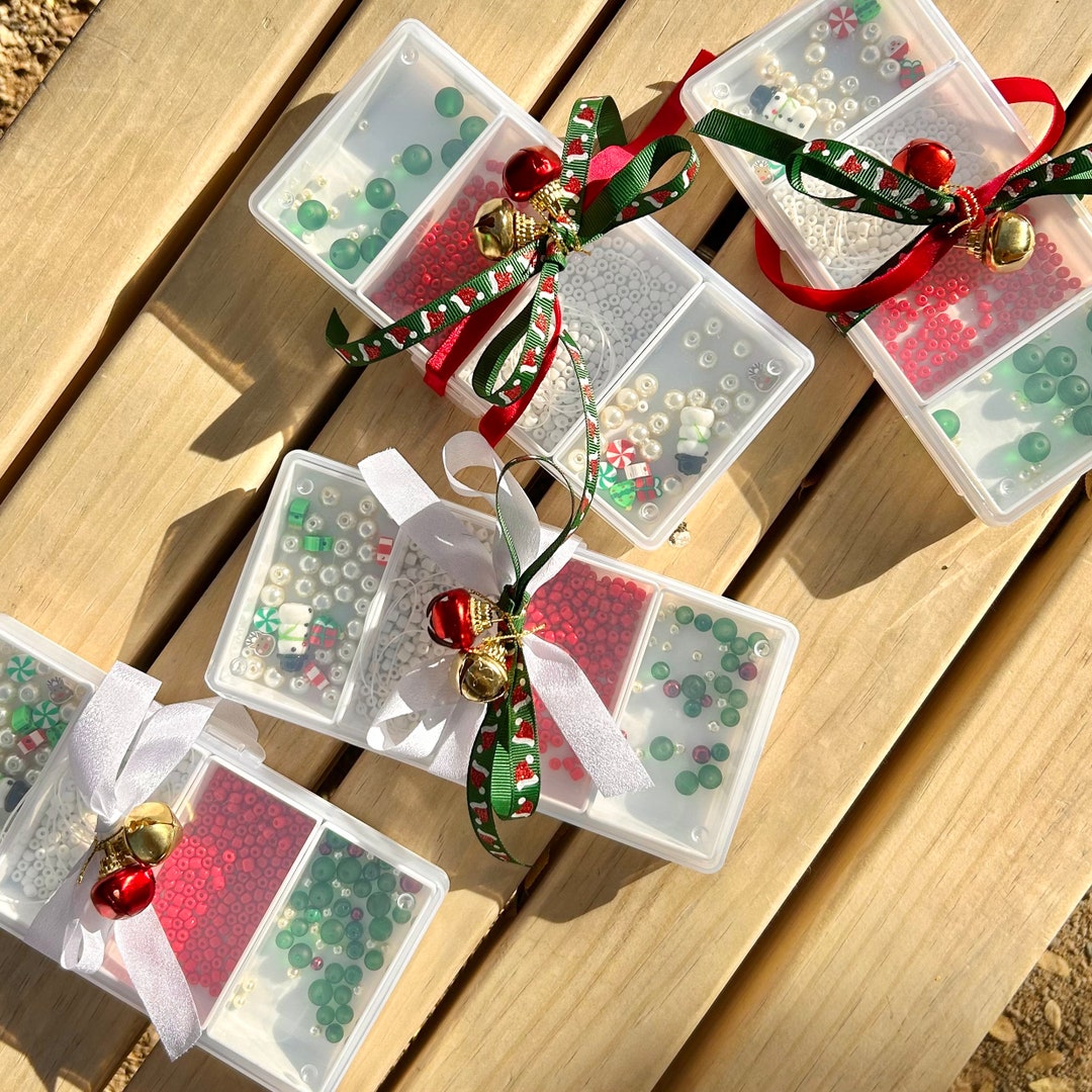 Christmas Bead Kit DIY Bracelet Making Kit Custom Bracelets - Etsy