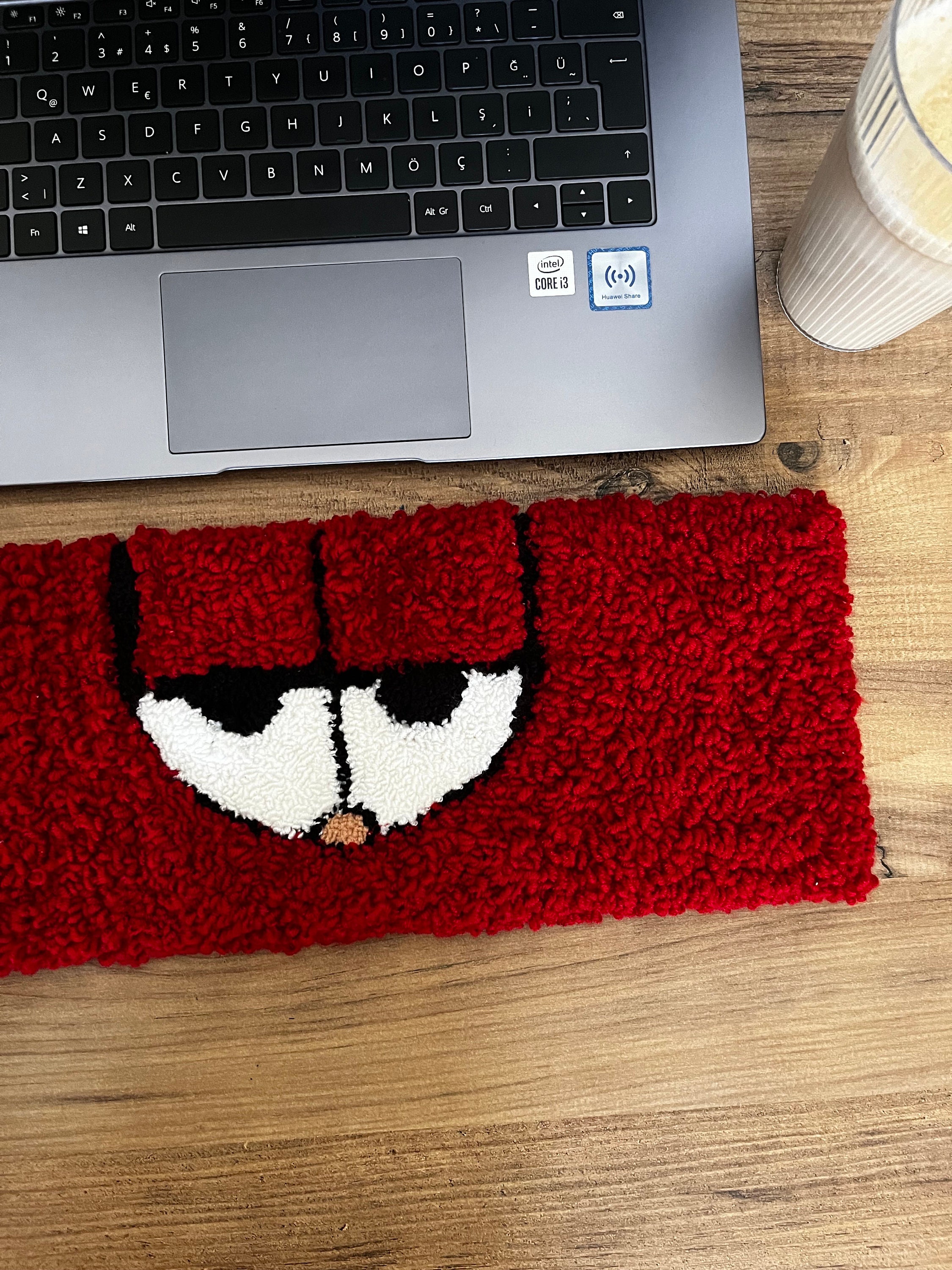 Keyboard Shaped Tassel Rug | Red Wrist Rest |acrylic Rug for Typing and ...