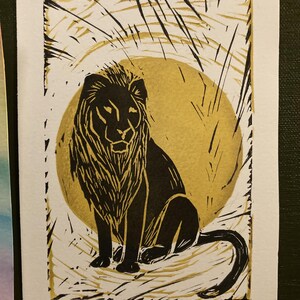 Lion Block Print, With Gold Sun Background. 4x6" Image. Handmade Crafts ...