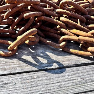 Rusty Iron Chain, Decorative Rustic Chain, Home Decor, Farmhouse Barn ...
