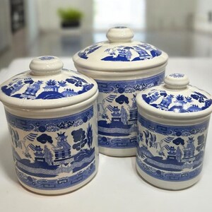 VTG Blue Willow Ceramic Transferware 3 Pc Canisters Jars Lid Set WHT ...