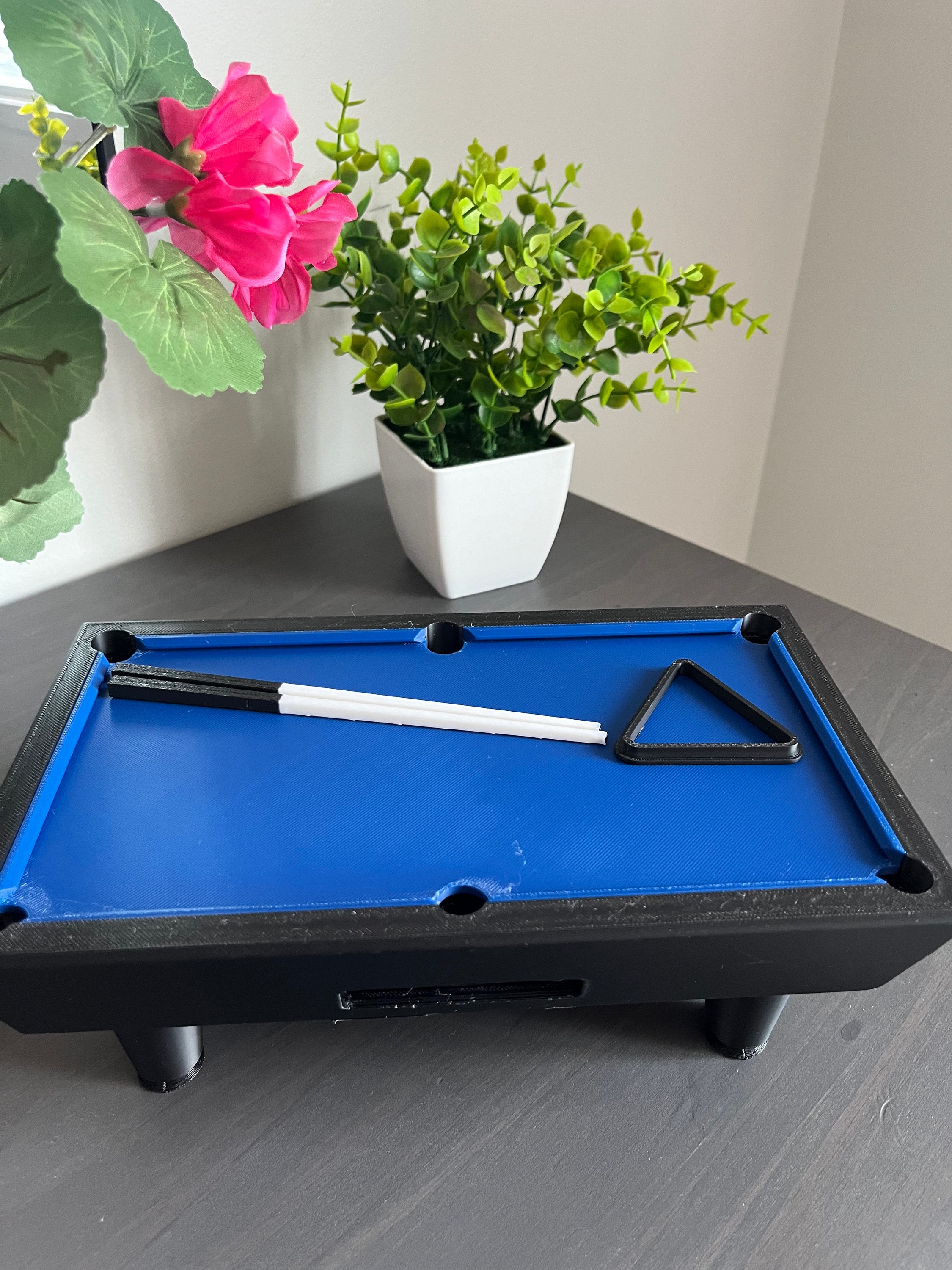 Playable 3D PRINTED POOL TABLE Miniature Pool Tables Replicas 3D ...