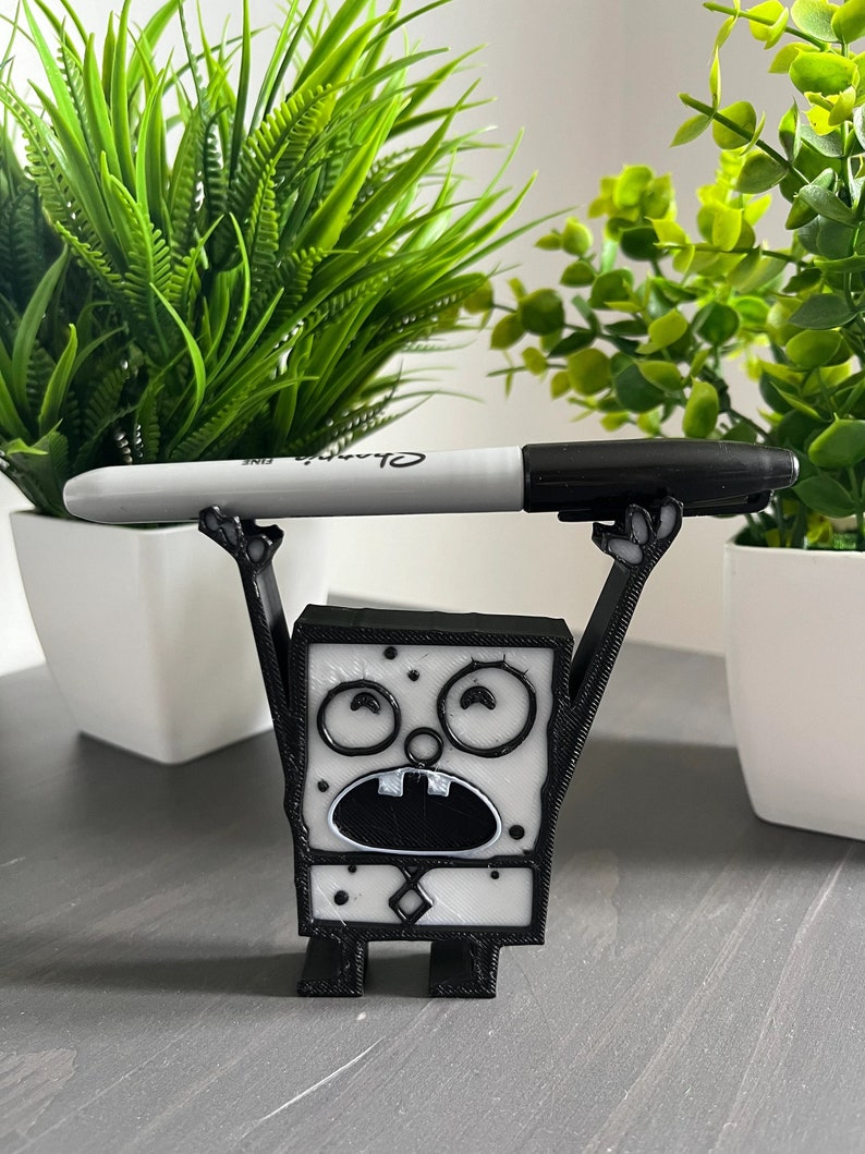 Doodlebob Pencil Holder - Etsy