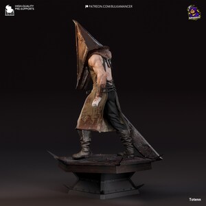 Pyramid Head Silent Hill Large Scale Professionally Painted & Unpainted ...