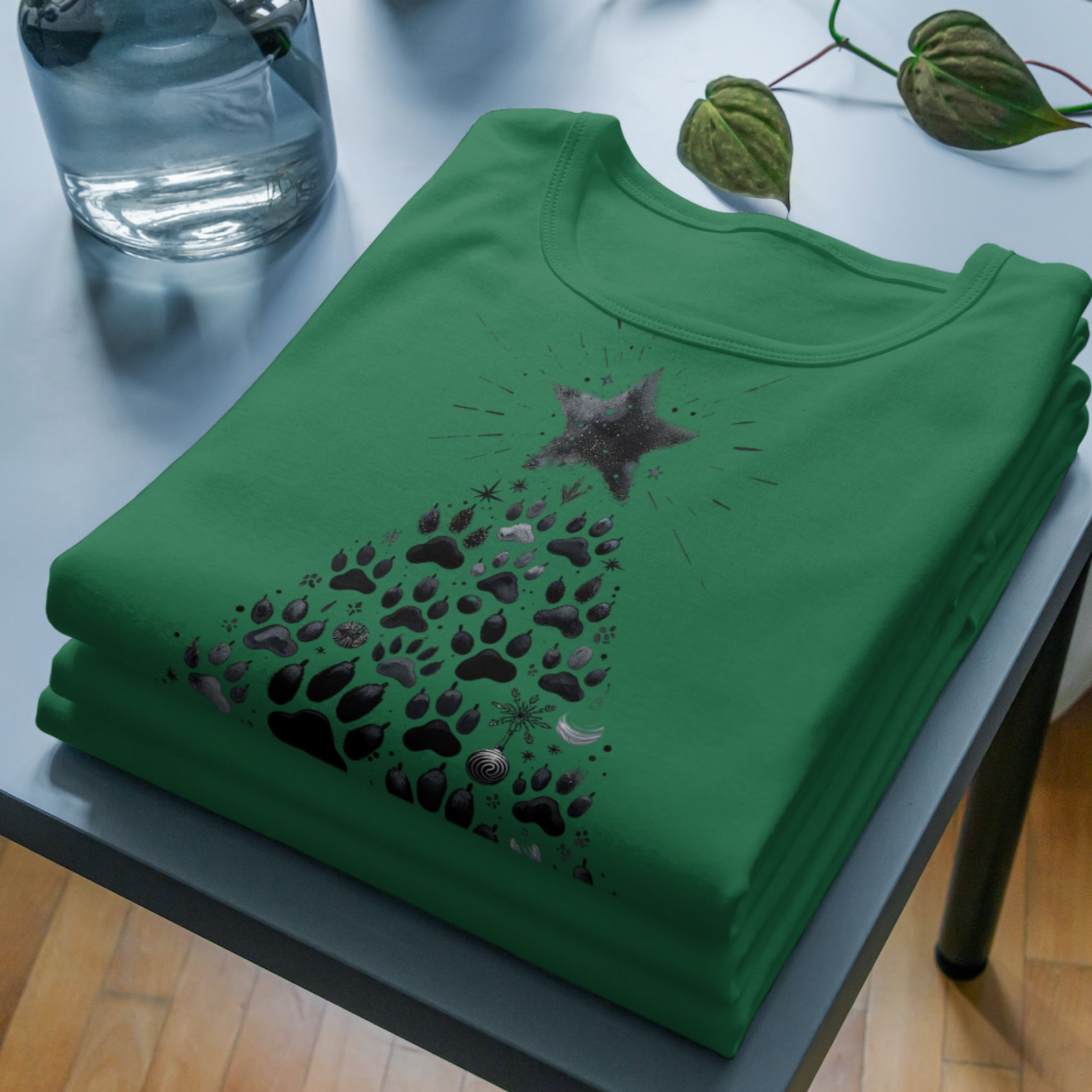 Paw Print Christmas Tree SVG: Dog Lover Holiday Design (digital ...