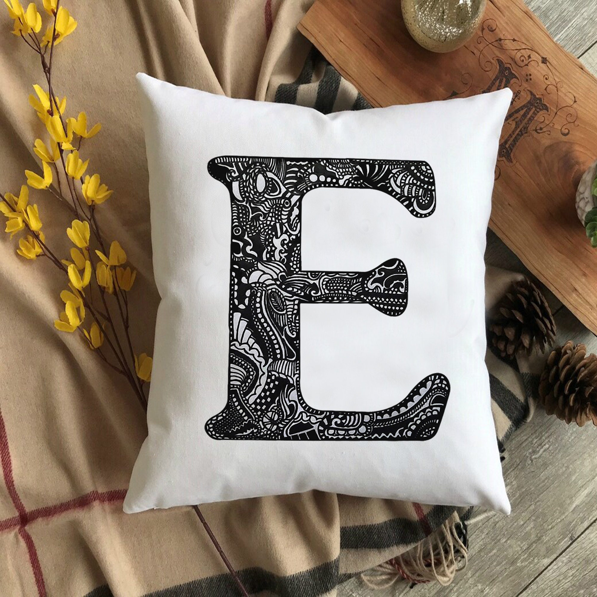Hand Drawn Letter E for Design Element - Etsy