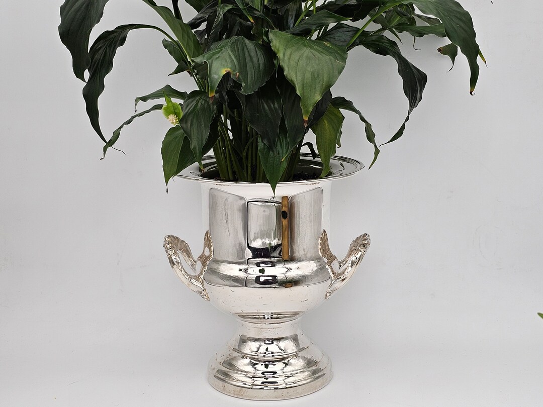 Vintage Silverplated Twin Handles Champagne/wine Chiller/cachepot/jardiniere Trophy Shaped - Etsy