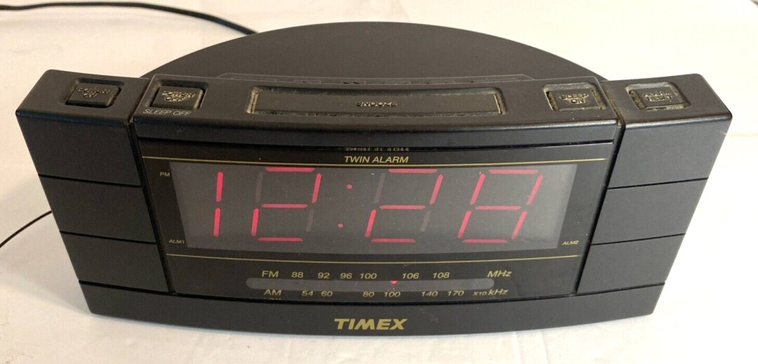 TIMEX Am/fm Twin Alarm Clock Radio, Black: Red LCD Display Model NO ...