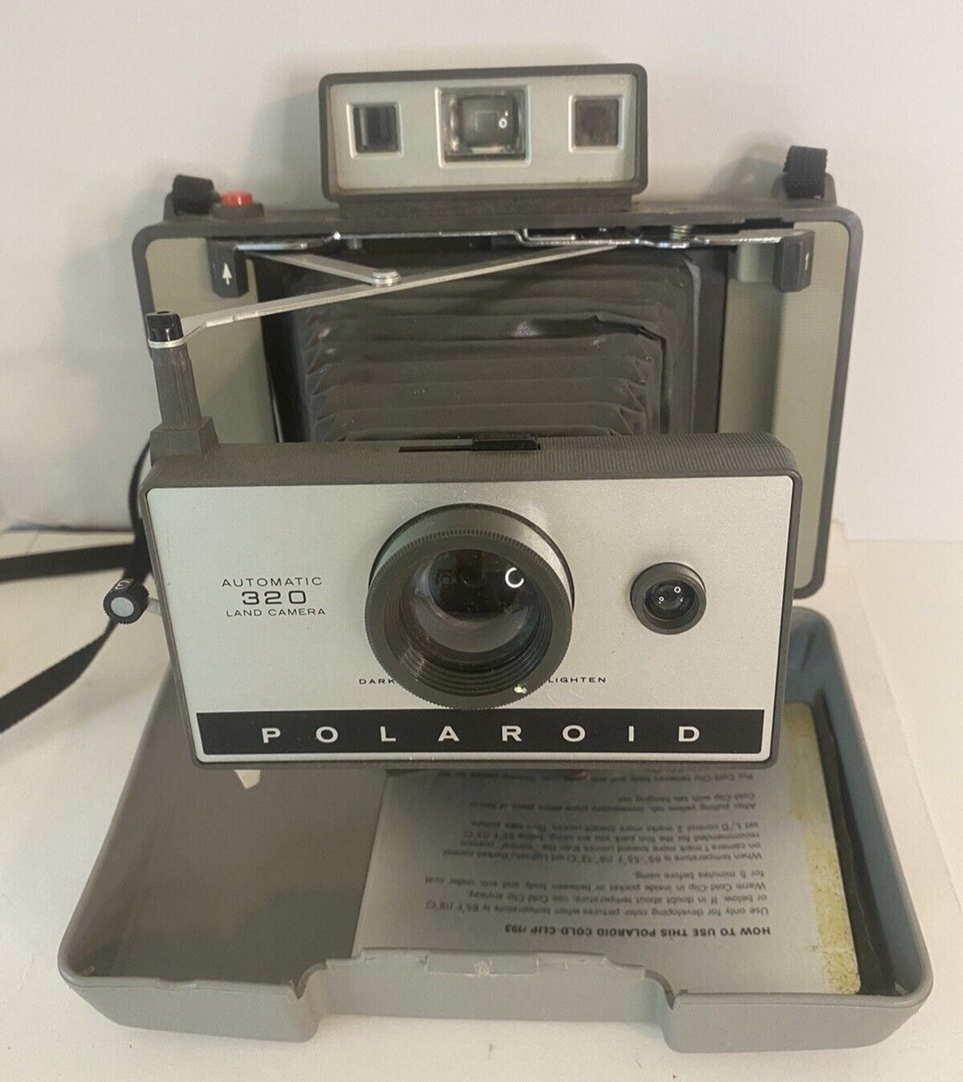 Polaroid 320 Automatic Land Camera With Flash and Case TESTED - Etsy