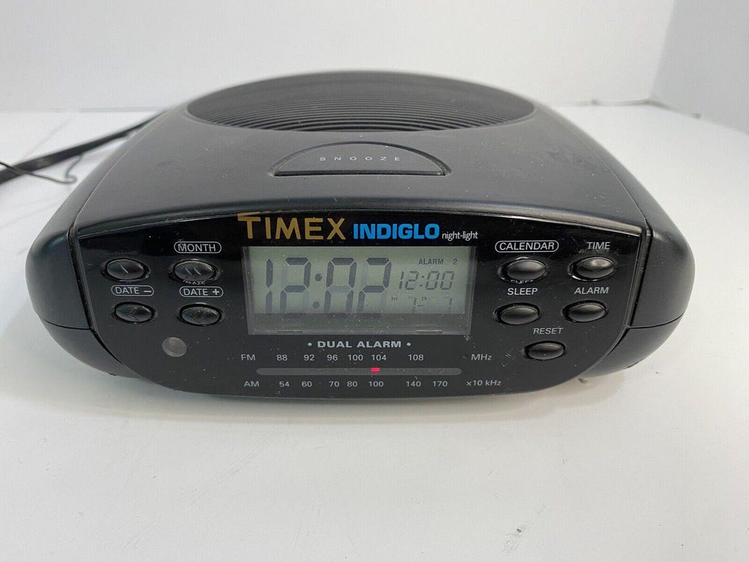 Timex Indiglo Clock Radio T433B Dual Alarm FM/AM Calendar Night Light ...