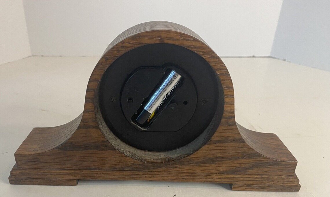 Vintage Howard Miller Mini Mantle Style Clock Black & Gold Desk Top ...