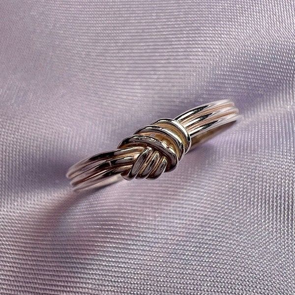 Love Knot Ring - Etsy