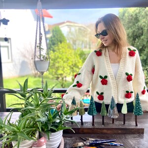 Red Roses Cardigan Trendy Chunky Crop Folklore Sweater Handmade Flower ...
