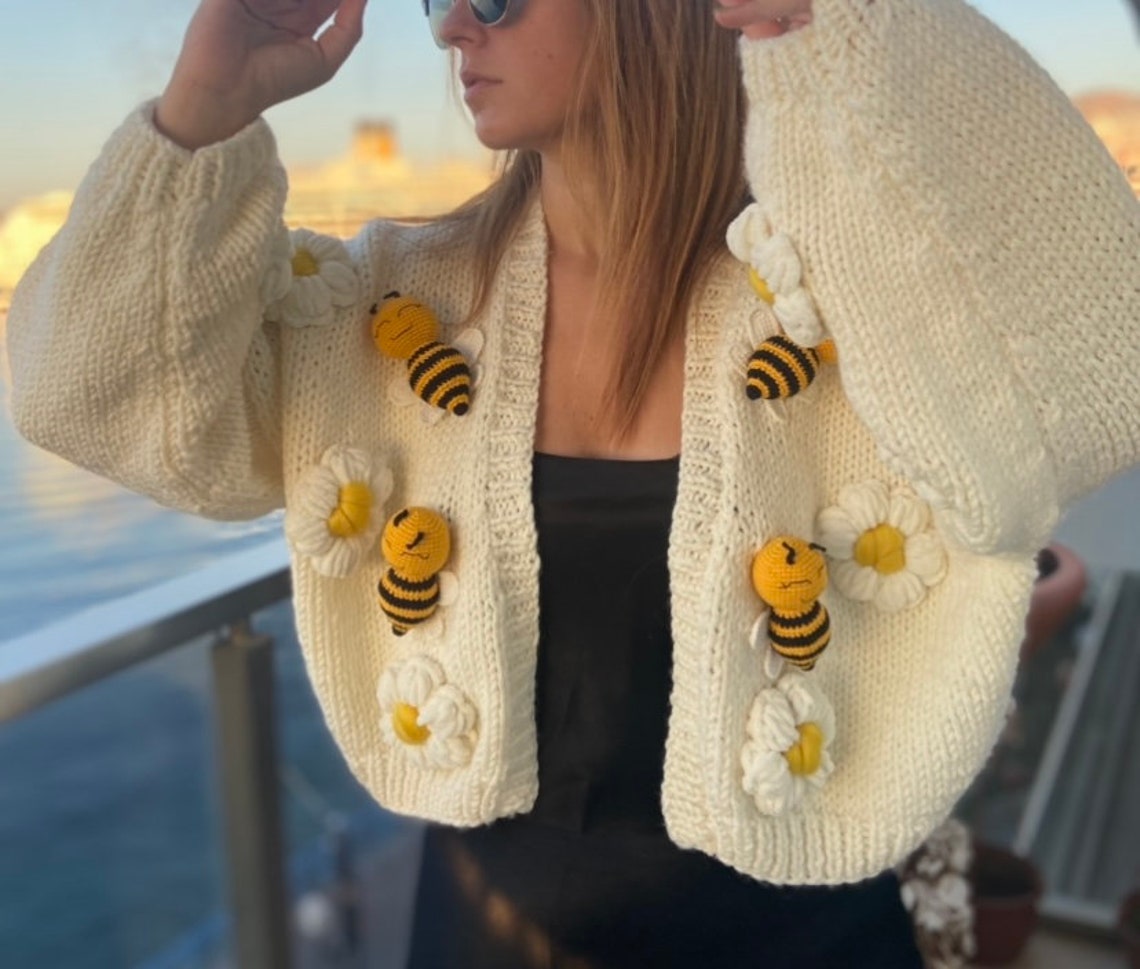 Bee Flower Jacket Chunky Floral Bee Cardigan Knitted 3D Bee Velvet ...