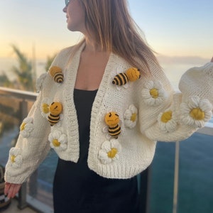 Bee Flower Jacket Chunky Floral Bee Cardigan Knitted 3D Bee Velvet ...