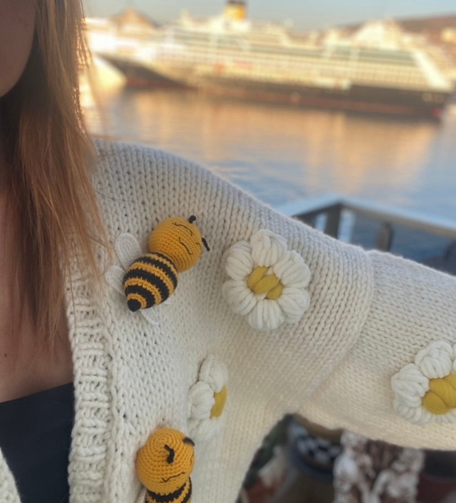 Bee Flower Jacket Chunky Floral Bee Cardigan Knitted 3D Bee Velvet ...