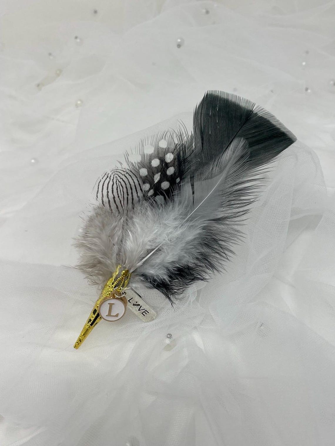 Hat Feather Boutonniere: Goodluck Feather Decoration - Etsy