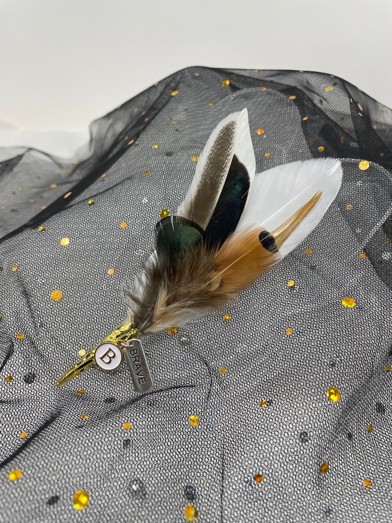 Hat Feather Boutonniere: Goodluck Feather Decoration - Etsy