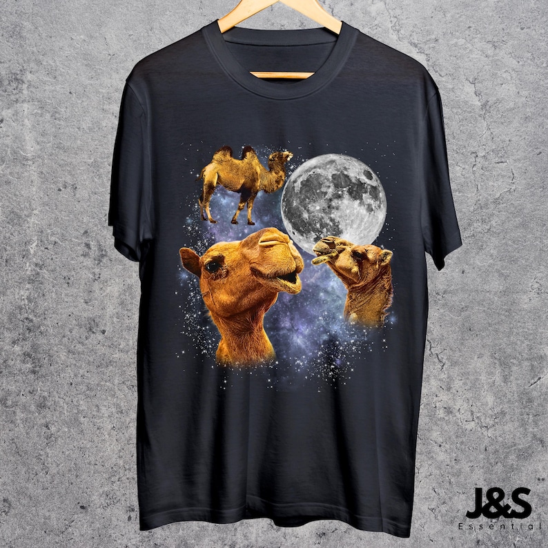 Three Camel Retro T-shirt, Funny Moon Desert Animal Graphic Tee ...
