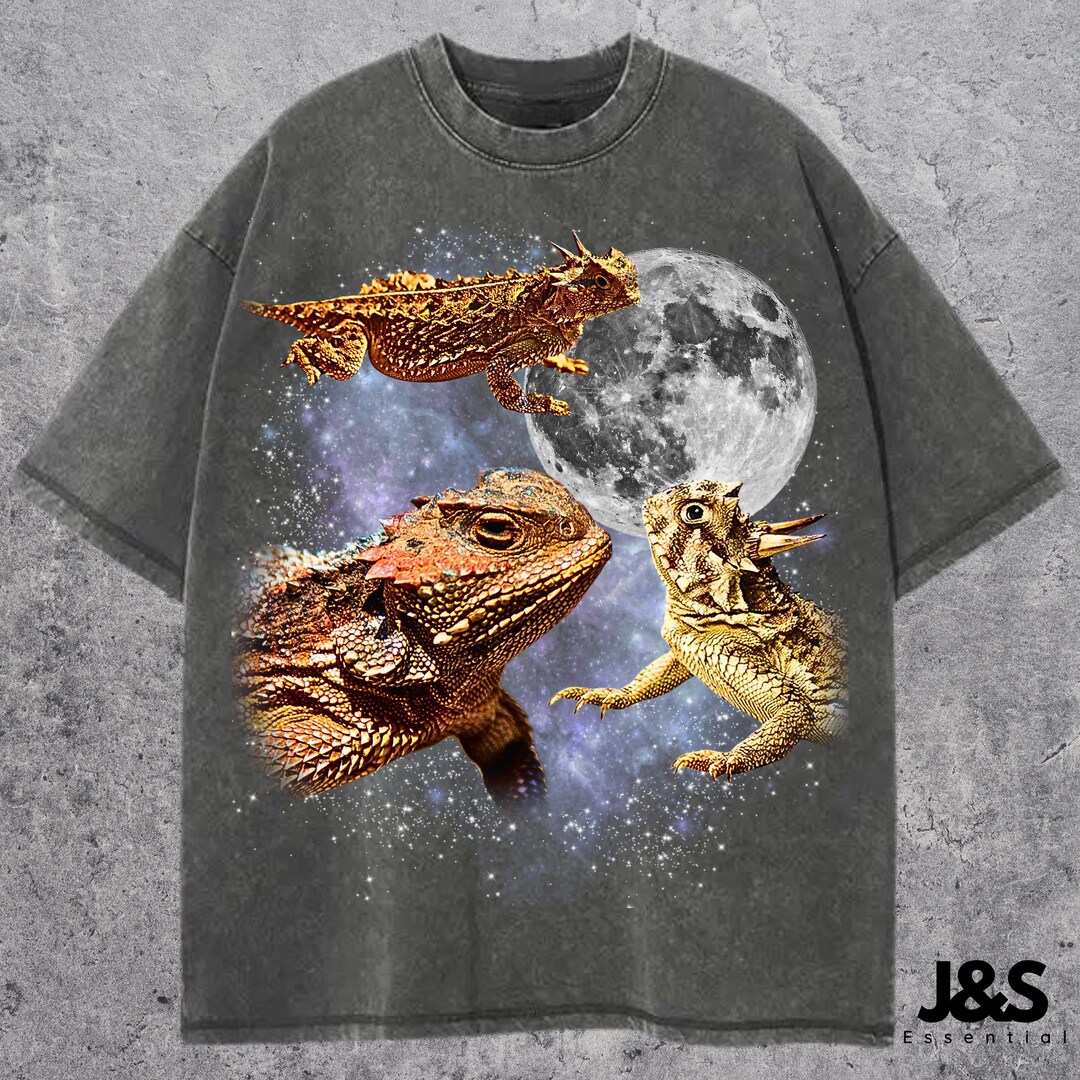 Three Horned Lizard Retro Moon Tshirt, Cute Funny Reptile Graphic Tee ...