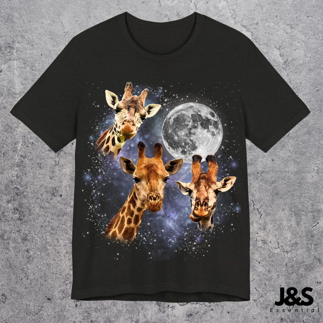 Three Giraffe Retro Graphic T-shirts, Vintage Giraffe Moon Tshirt ...