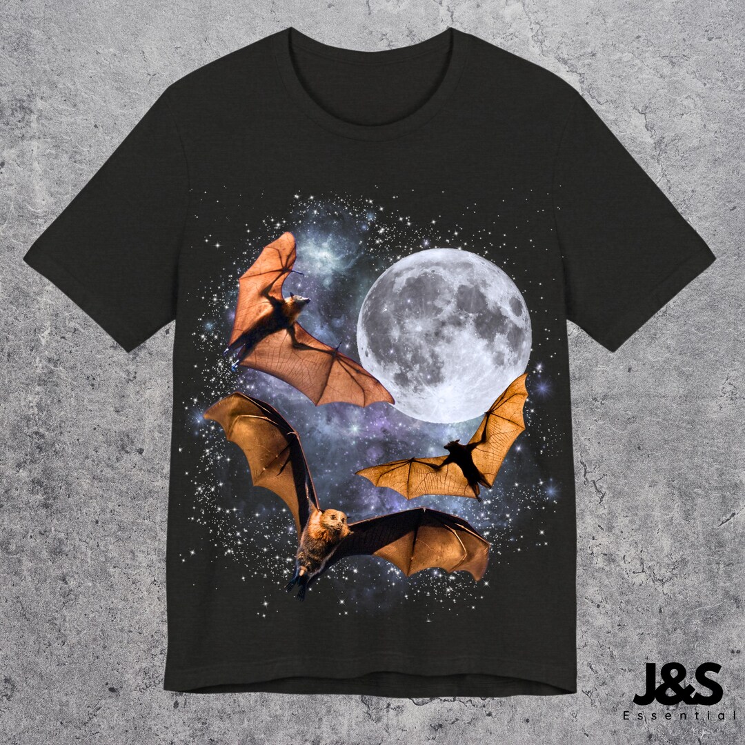 Three Bats Retro Graphic T-shirts, Vintage Bats Moon Tshirt, Bats ...