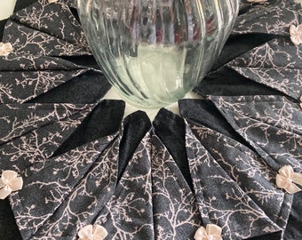 Fold and Stitch Origami Candle Mat Centerpiece - Etsy