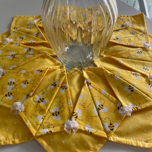 Fold and Stitch Origami Candle Mat Centerpiece - Etsy