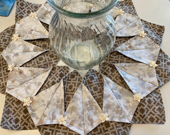 Fold and Stitch Origami Candle Mat Centerpiece - Etsy