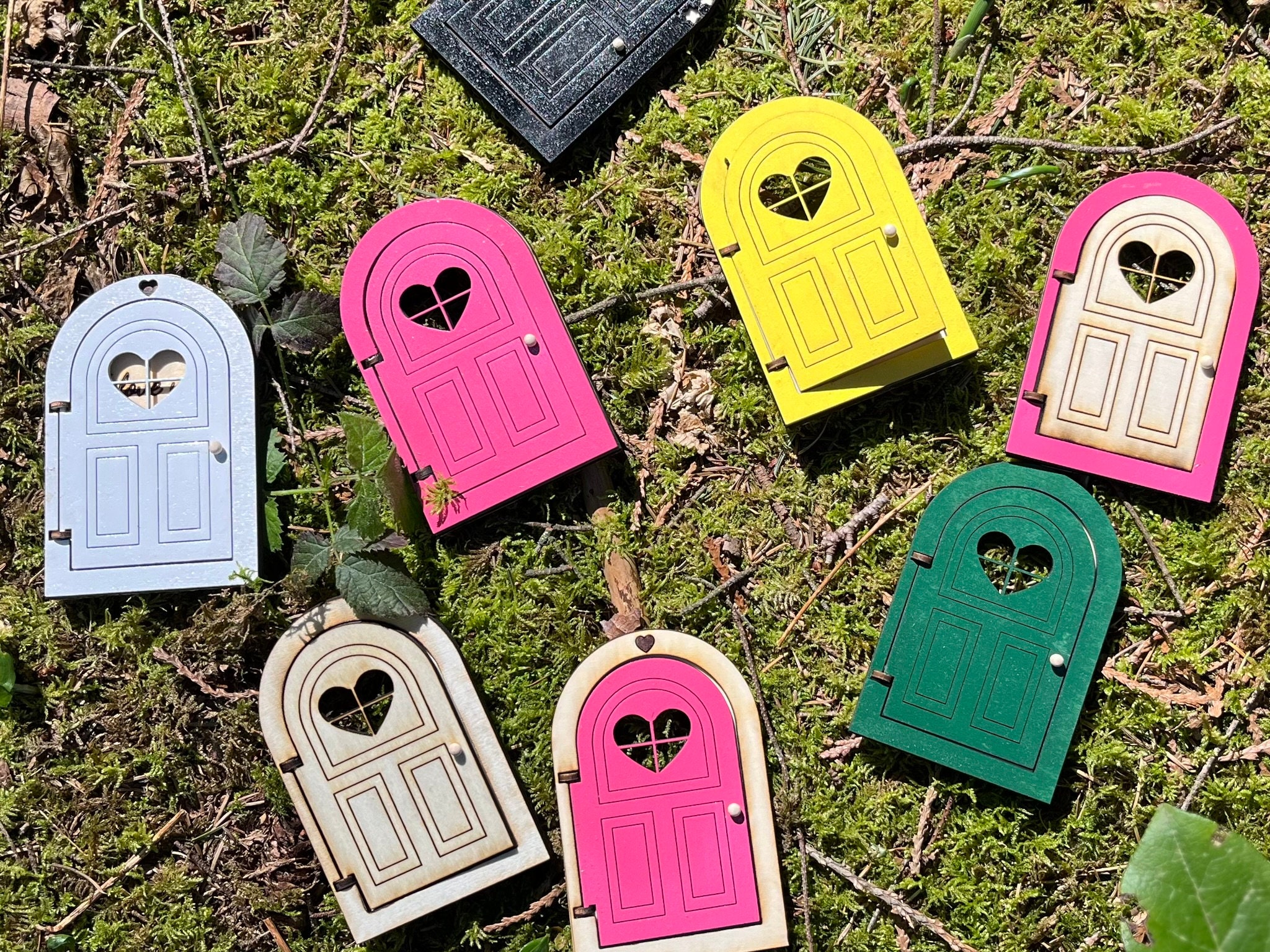 Handcrafted Openable Colored Fairy Doors for Enchanting Outdoor Fairy ...