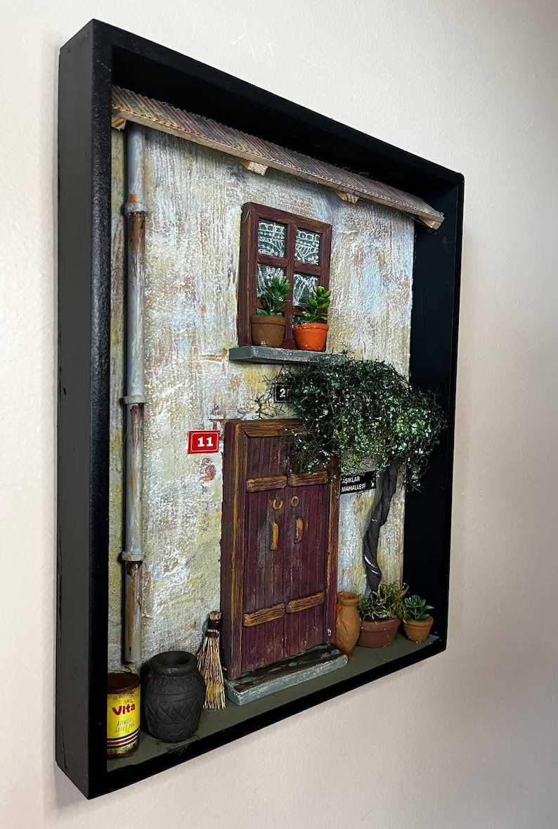 Traditional House Diorama - Etsy