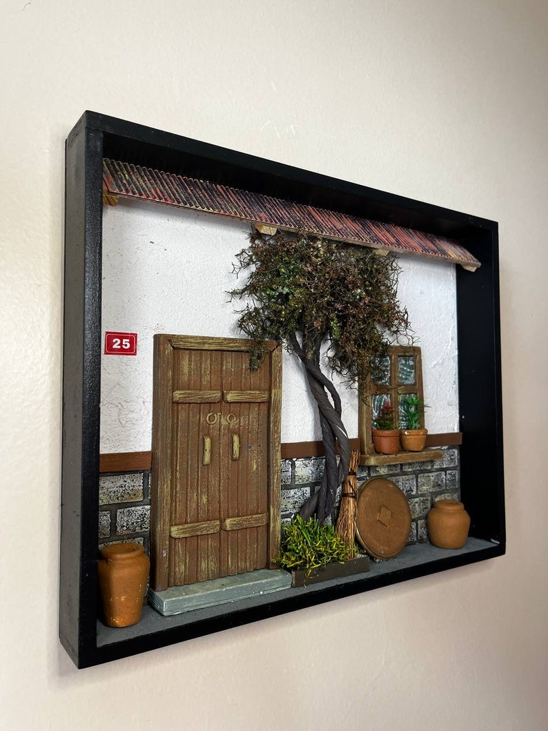 Traditional House Diorama - Etsy