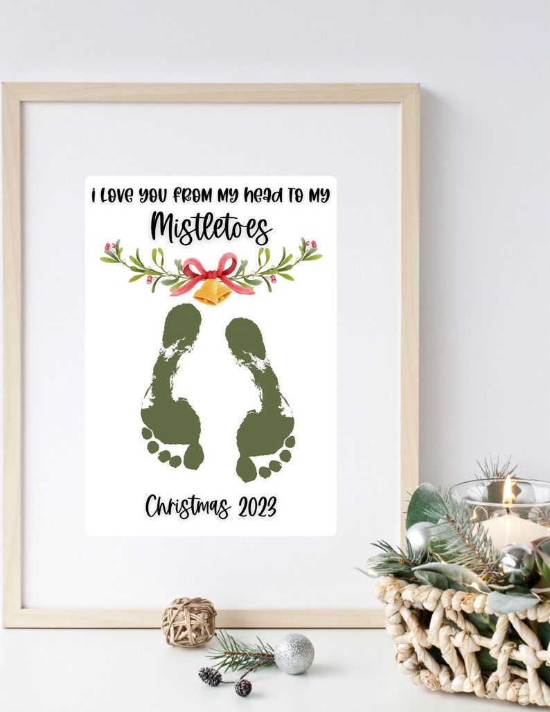 Christmas Daycare Craft, Footprint Mistletoe Art, Footprint Keepsake ...