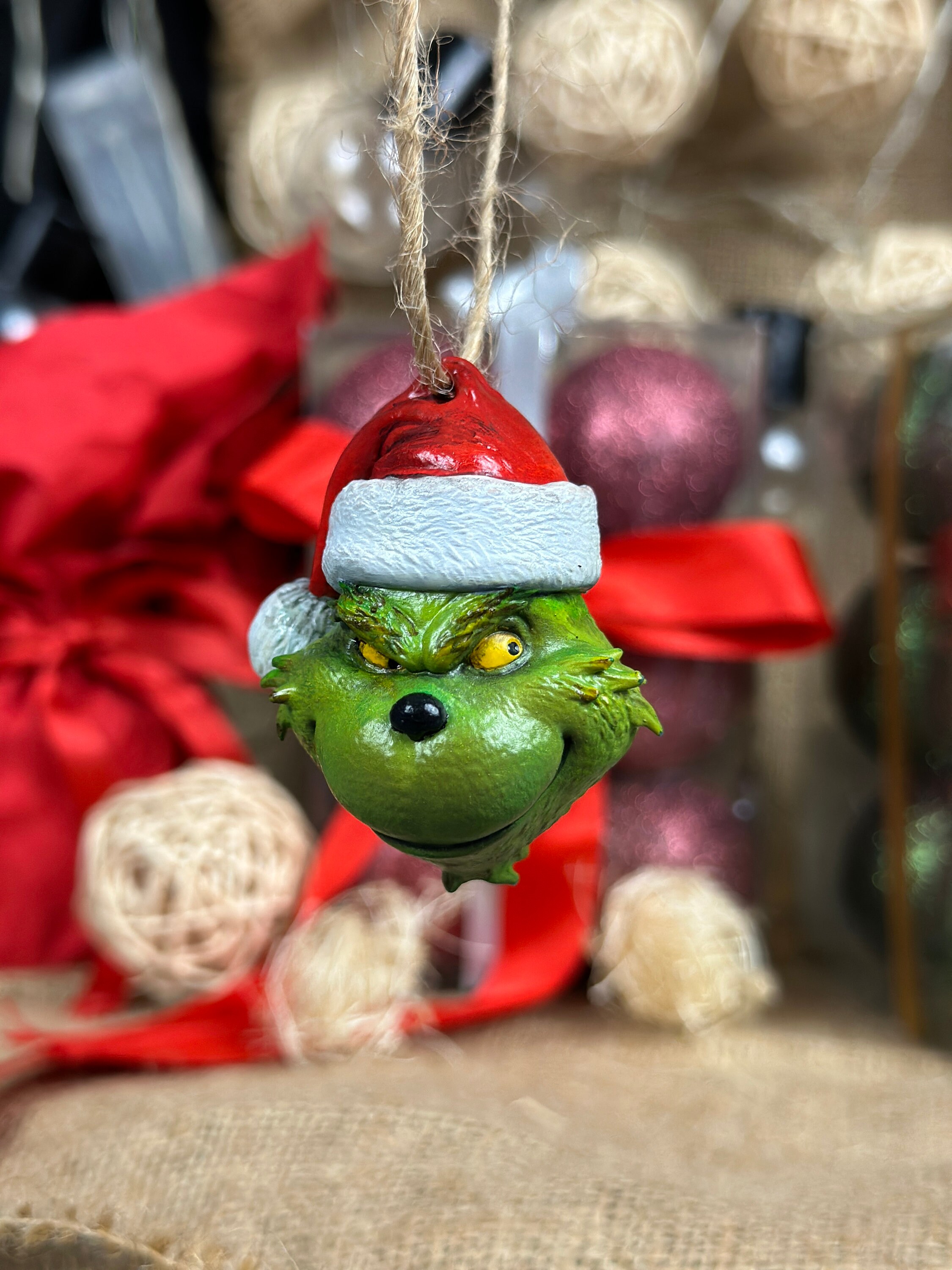 The Grinch, Figurines, Pine Tree Ornaments, Christmas Ornament ...