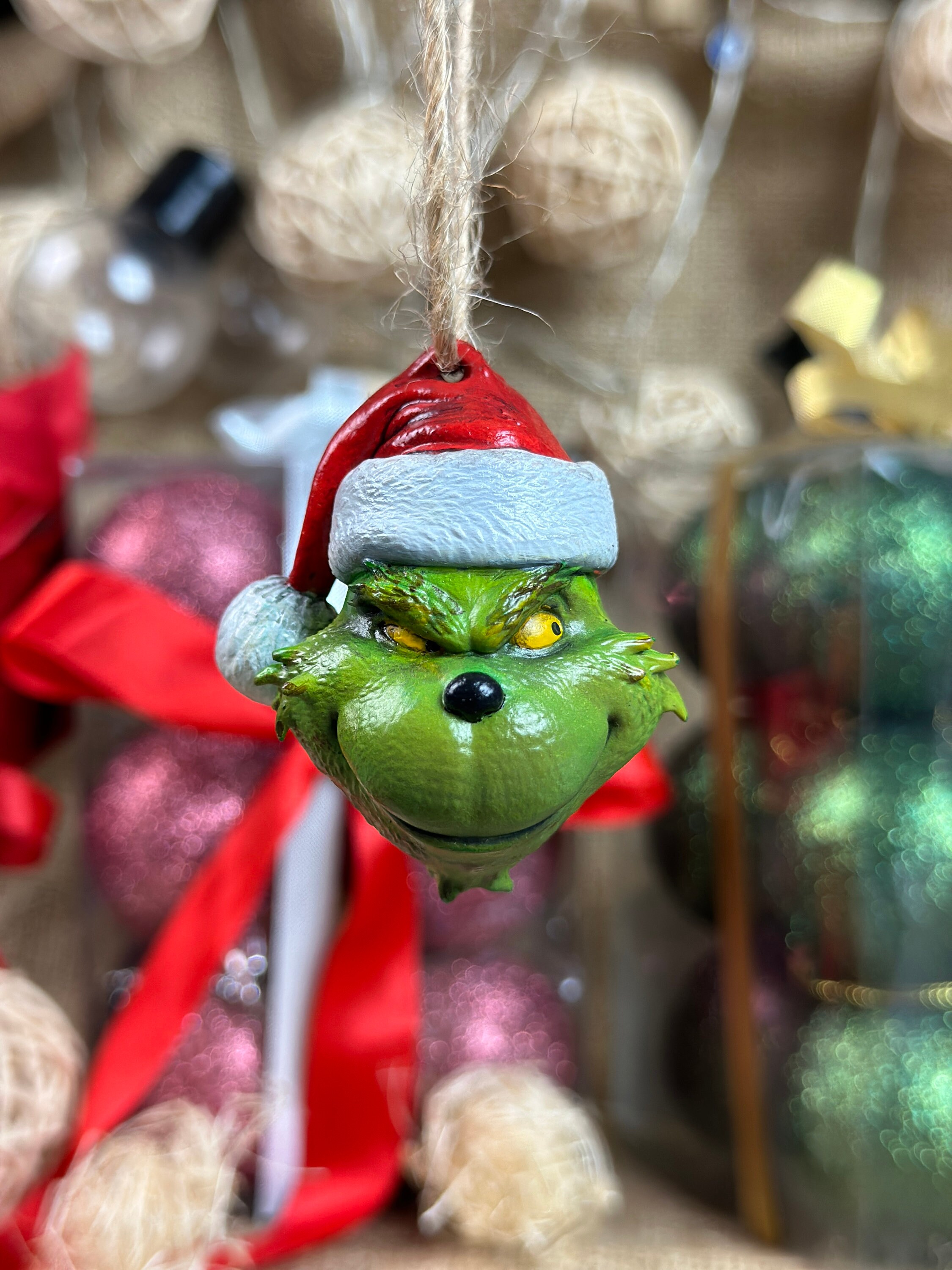 The Grinch, Figurines, Pine Tree Ornaments, Christmas Ornament ...