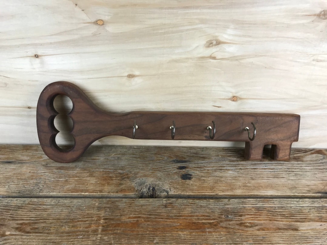 Vintage Wood Key Holder Skeleton Key Shaped Wall Hanging 4 Hooks 16 ...