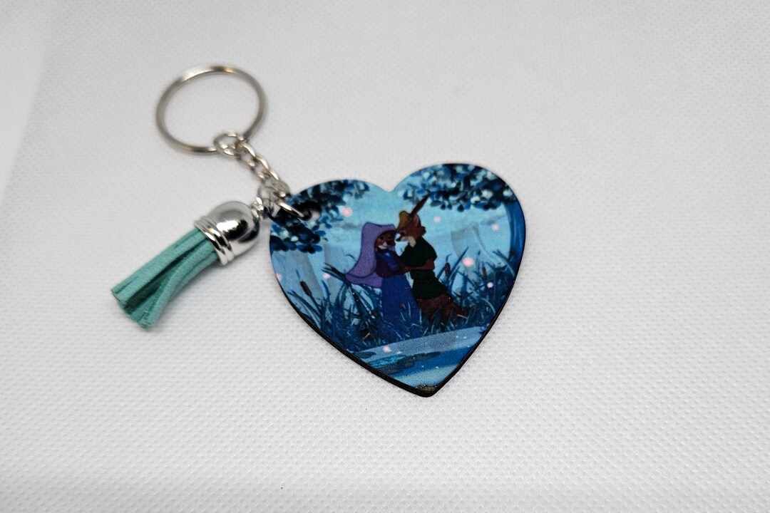Robin Hood and Maid Marian Keychain - Etsy