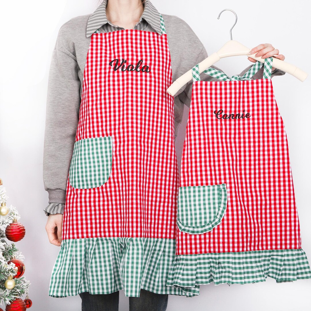 Christmas Family Apron Set, Gingham Cotton Aprons With Custom Name ...