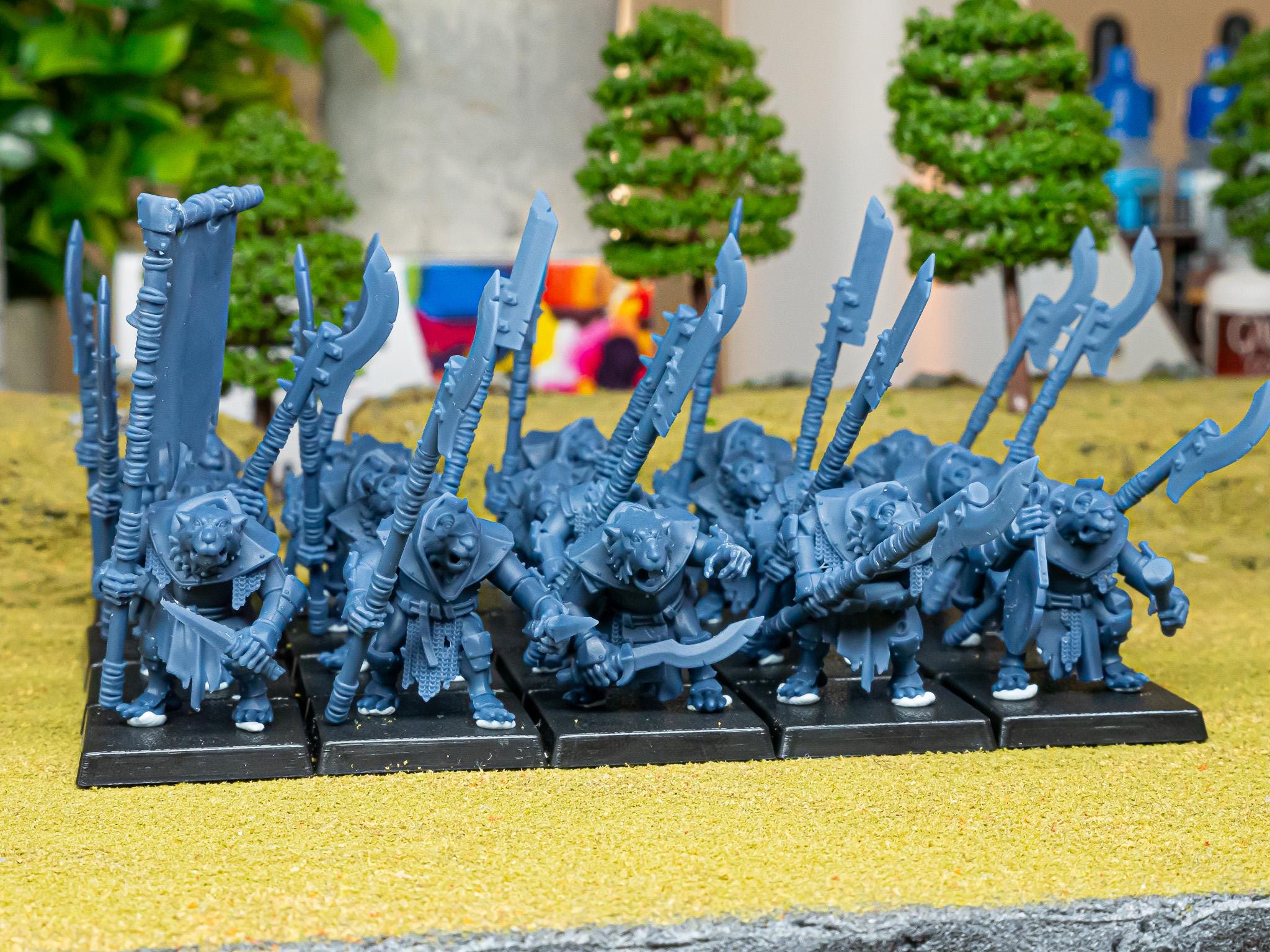 Vermin Vanguard Miniature - in 12K - by Highlands Miniatures - Etsy