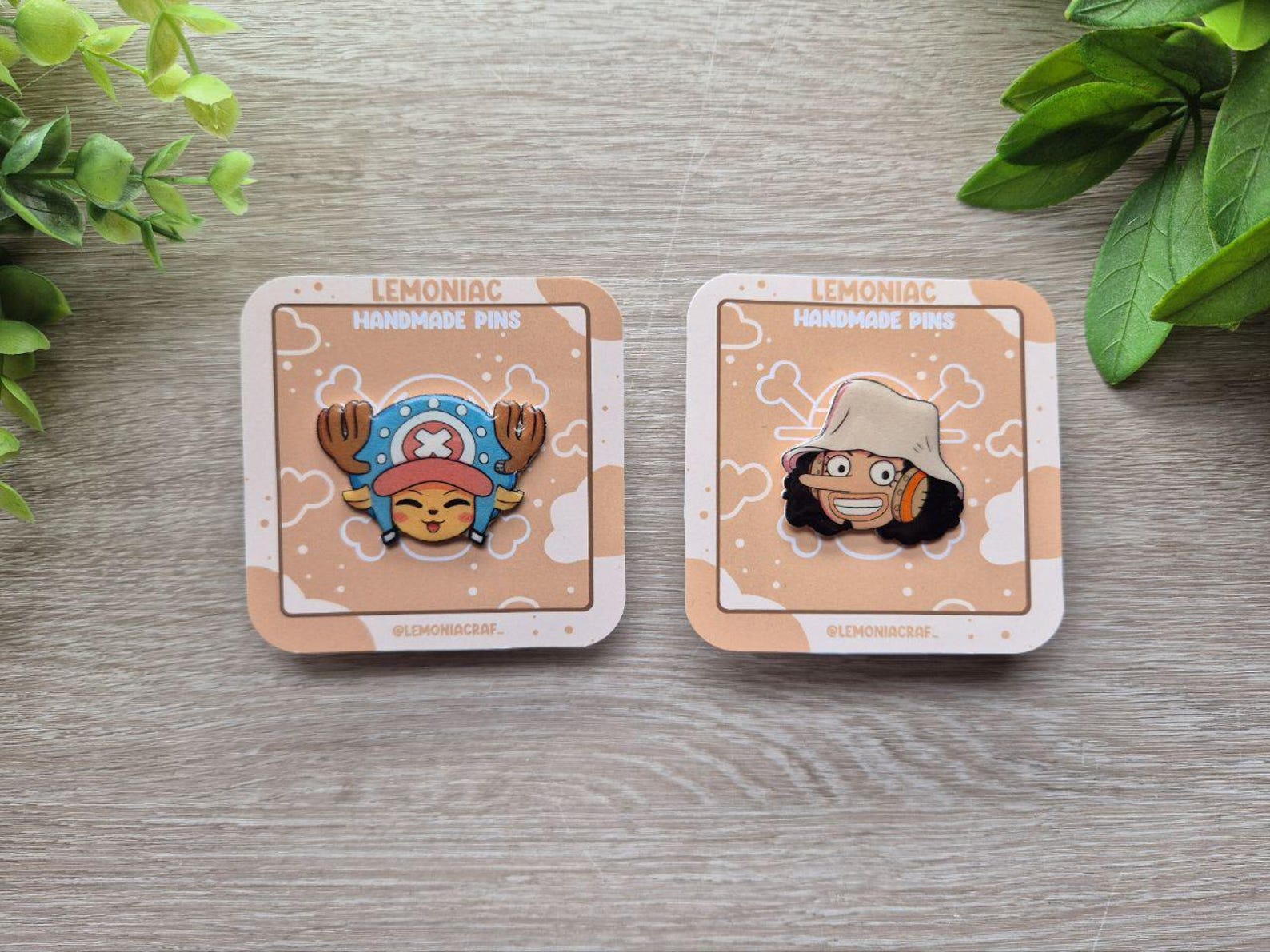 Resin Pins Based on One Piece, Luffy, Zoro, Sanji, Nami, Chopper, Usopp ...
