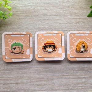 Resin Pins Based on One Piece, Luffy, Zoro, Sanji, Nami, Chopper, Usopp ...
