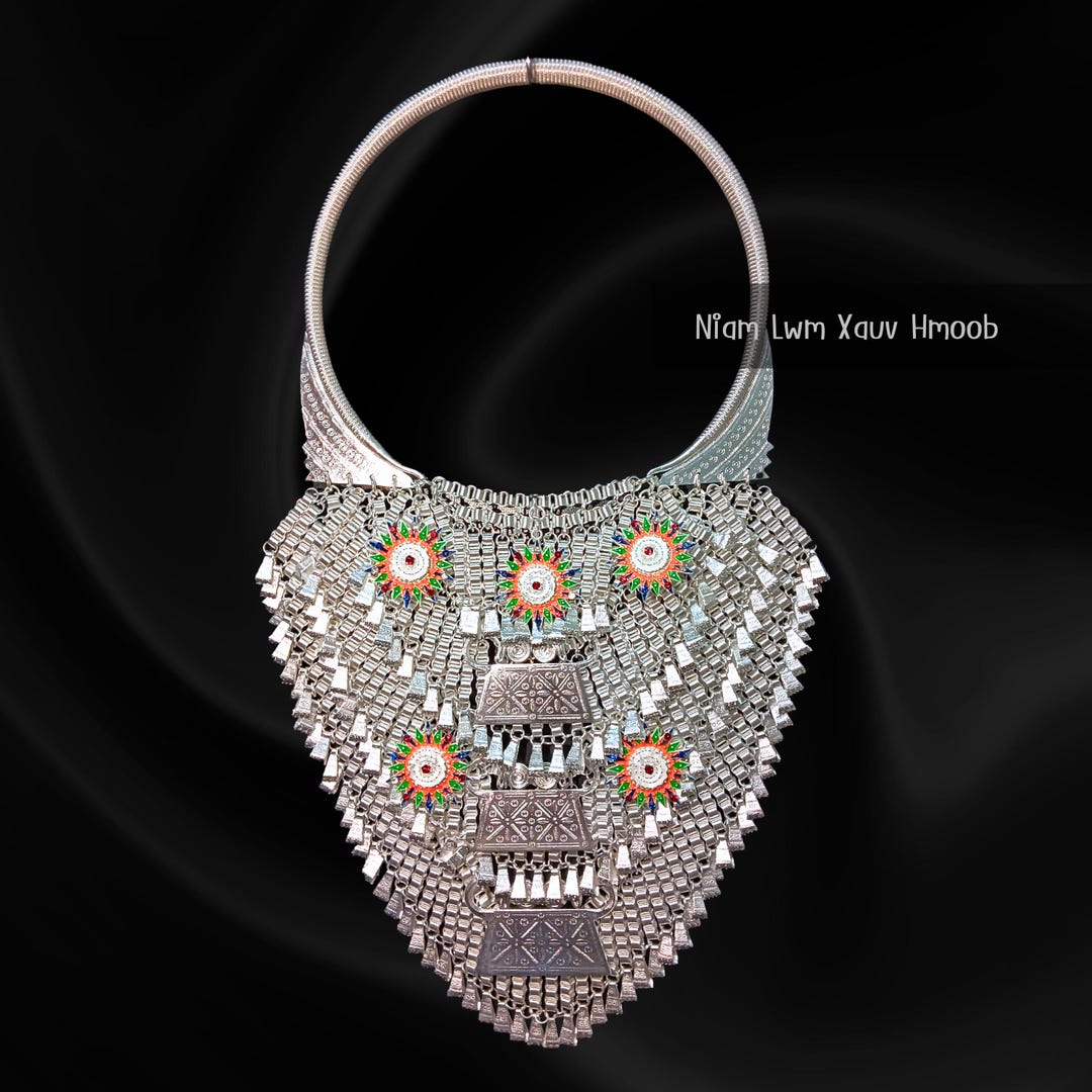Hmong Silver Necklace Xauv Hmong | Money 2 | Hmong Jewelry | Beautiful ...