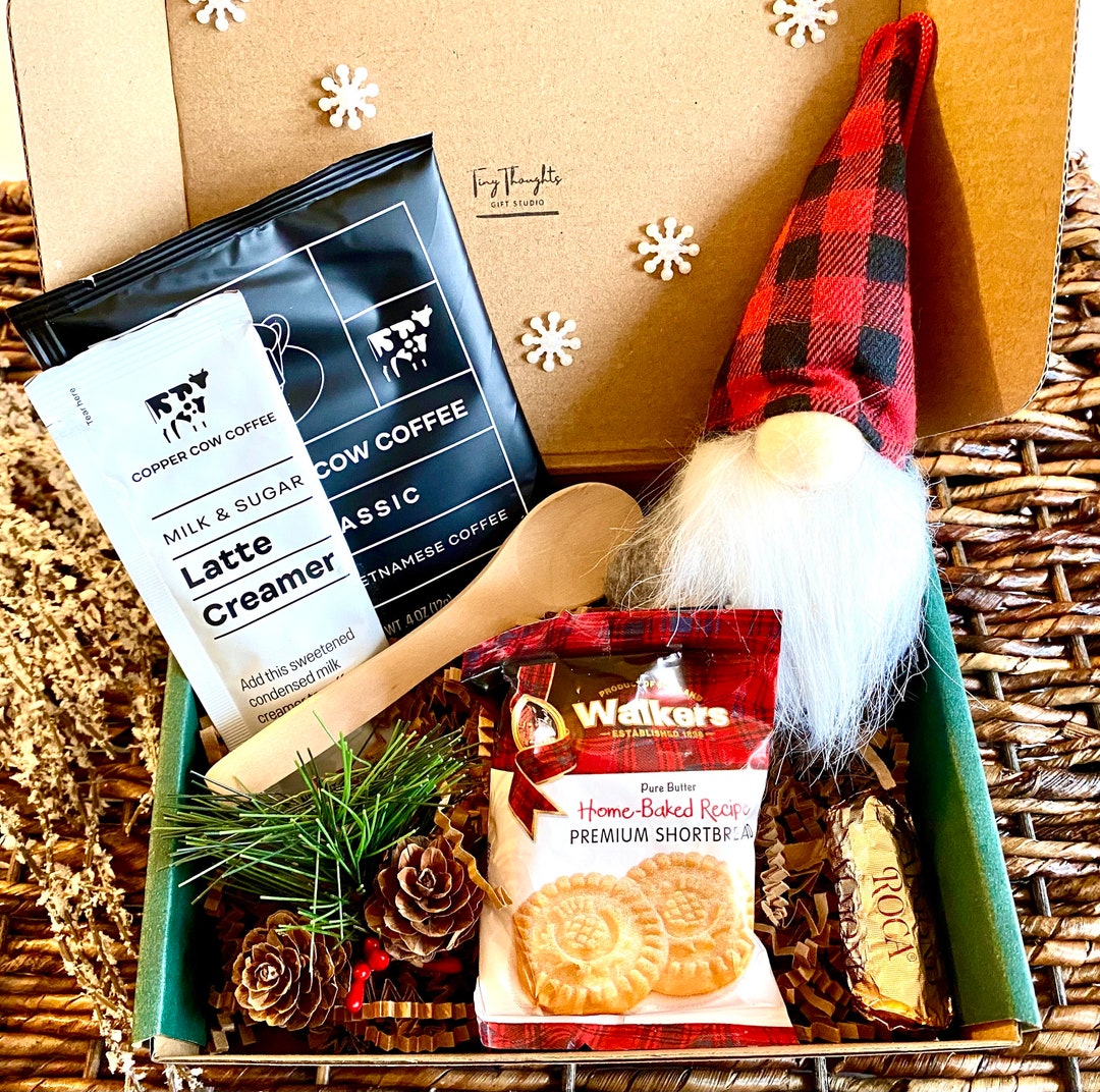 Christmas Box Employee Christmas Holiday Gift Box Small Holiday Gift ...
