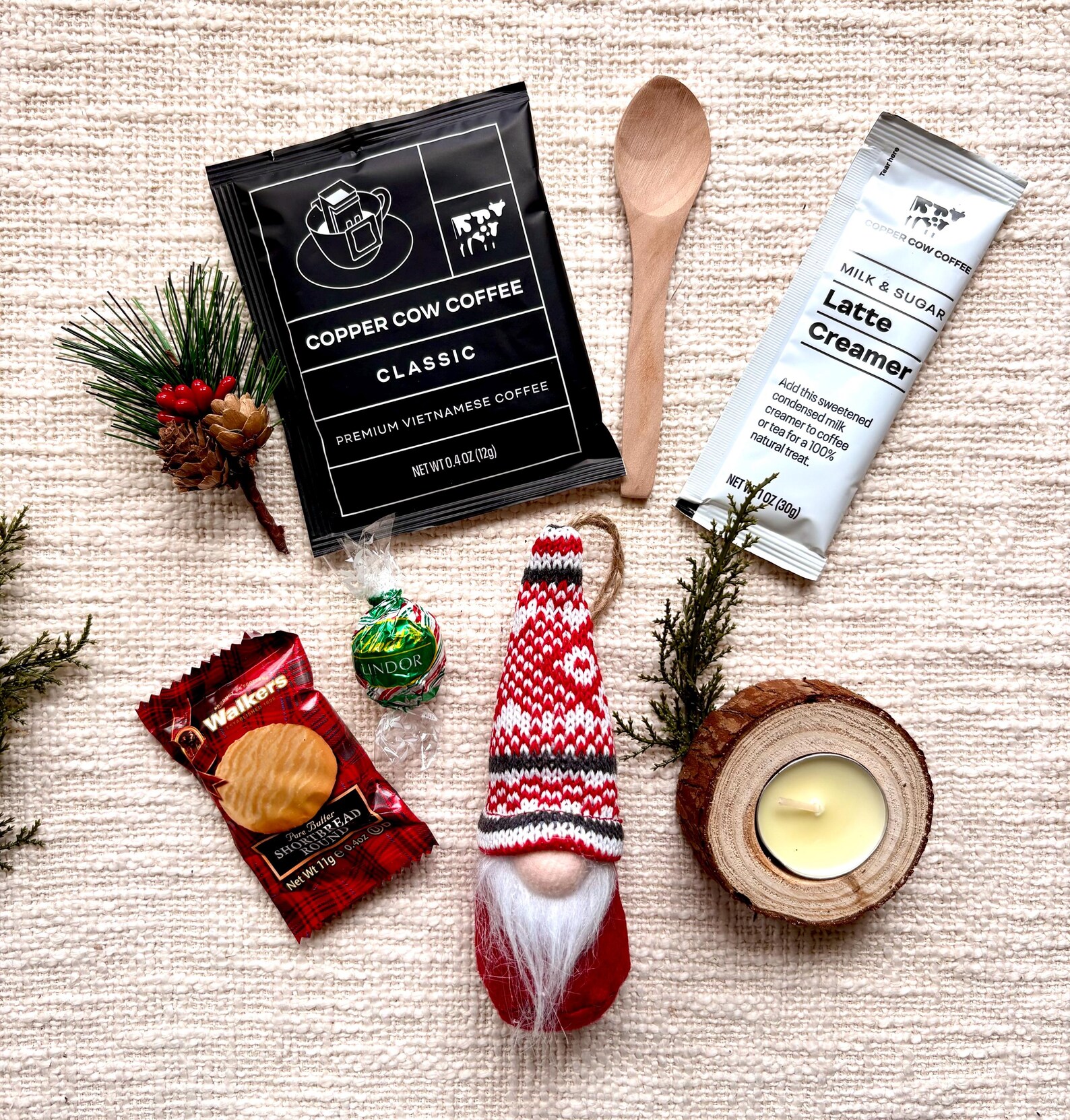 Christmas Box Employee Christmas Holiday Gift Box Small Holiday Gift ...