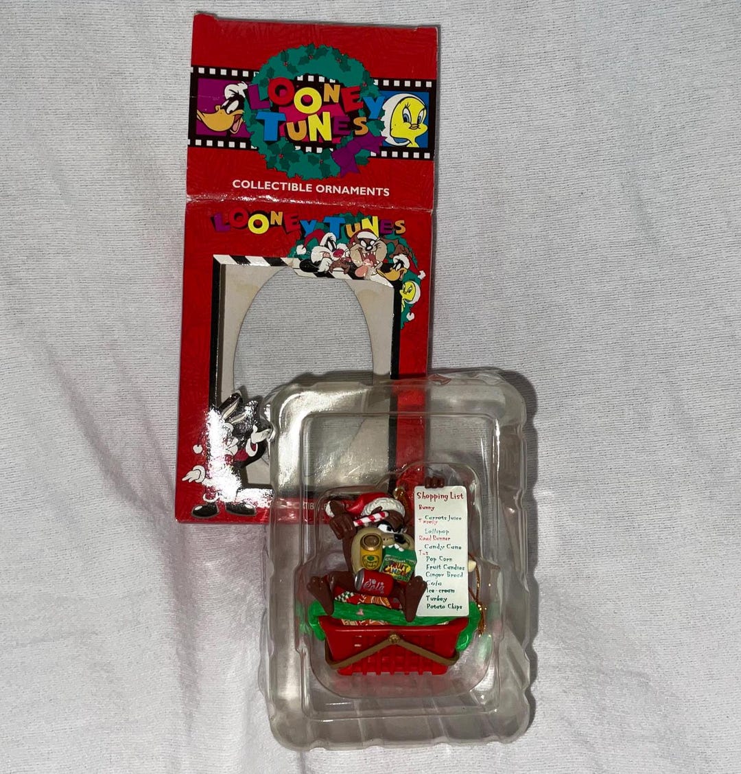 1997 Looney Tunes Tasmanian Devil TAZ in a Shopping Basket Holding a ...