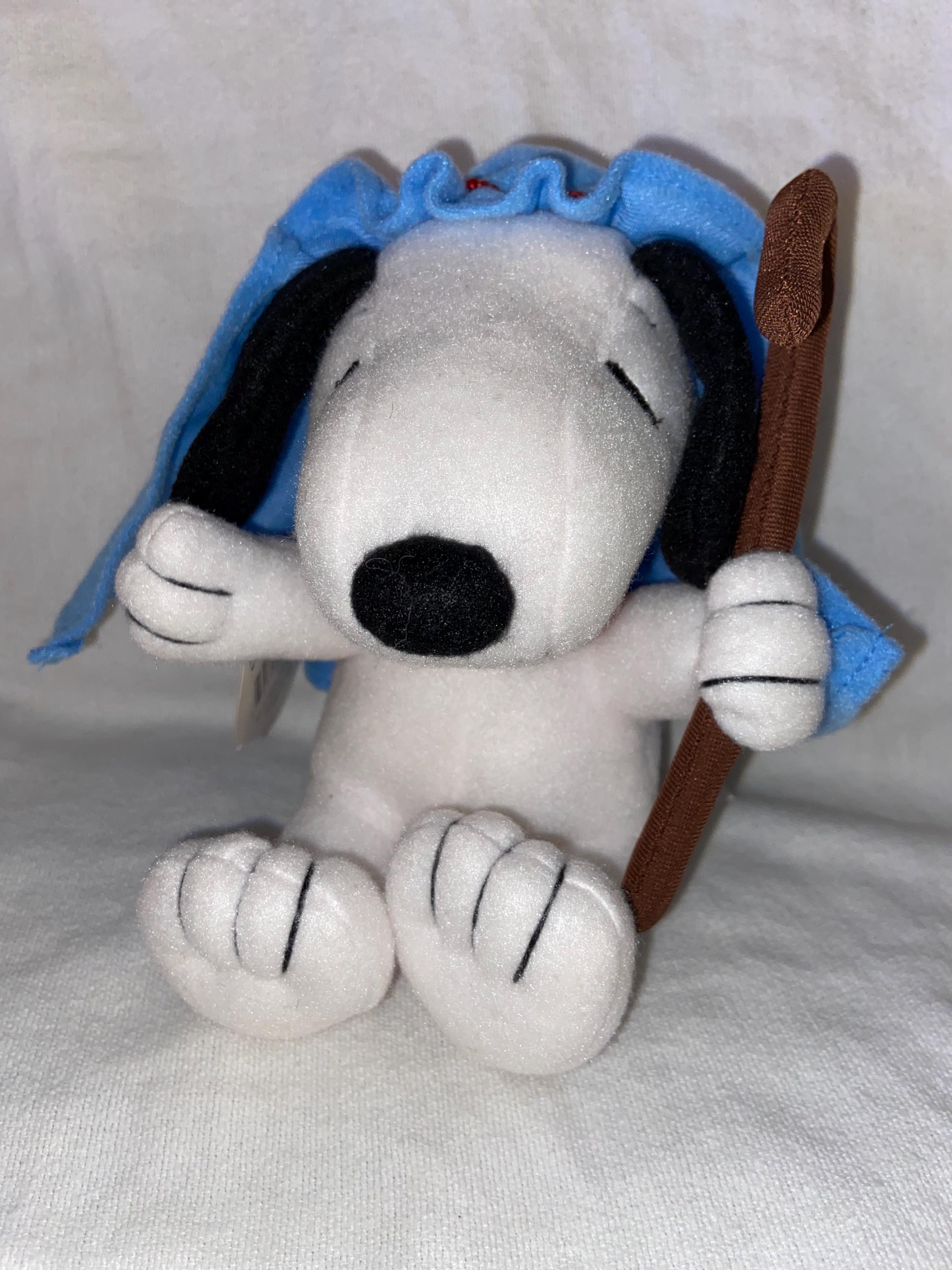 Hallmark Peanuts 6” Plush Christmas Little Shepherd Snoopy - Hang Tag ...
