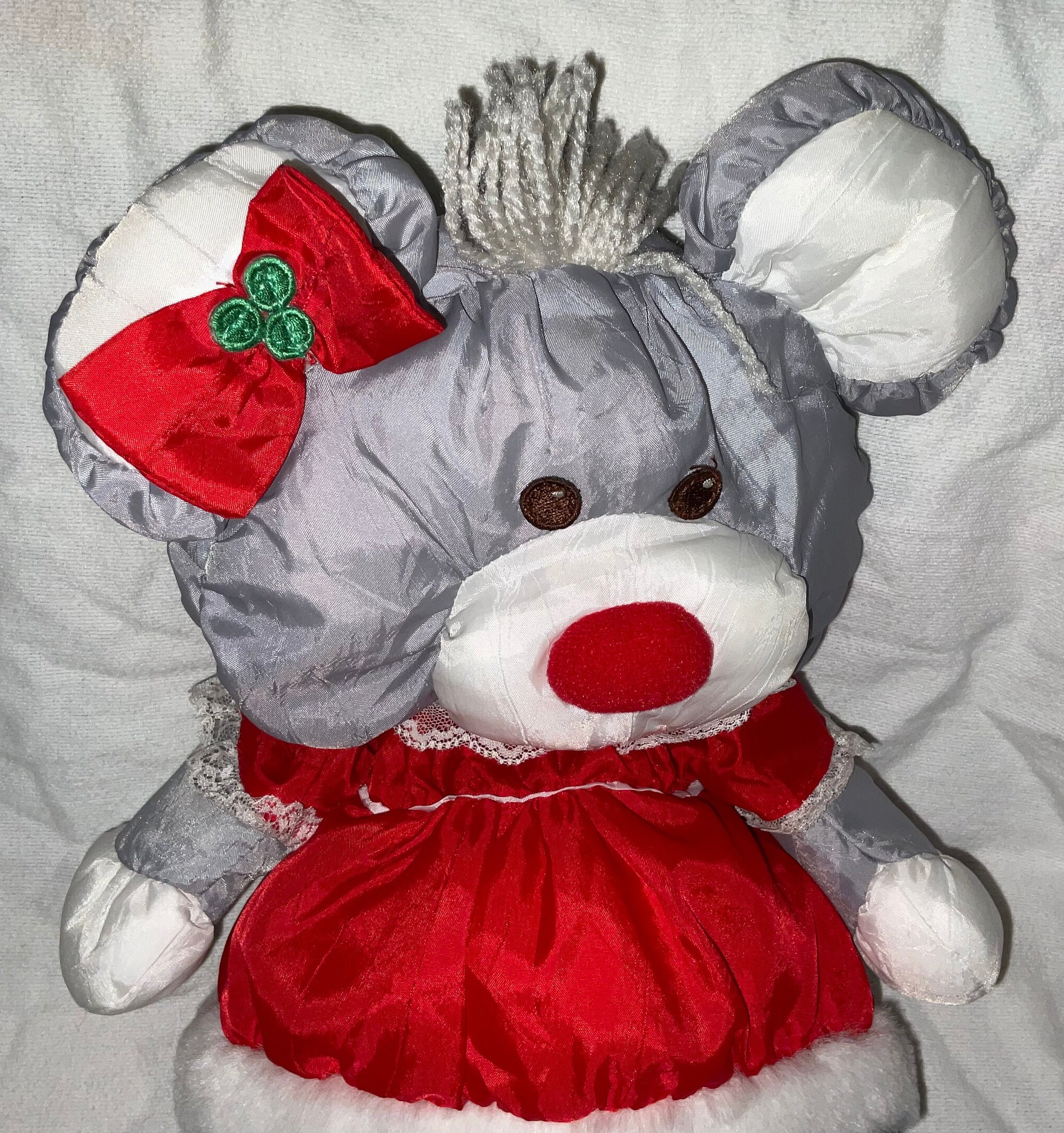 Vintage 1988 Fisher Price Puffalumps Gray Christmas Mouse Puffalump in ...
