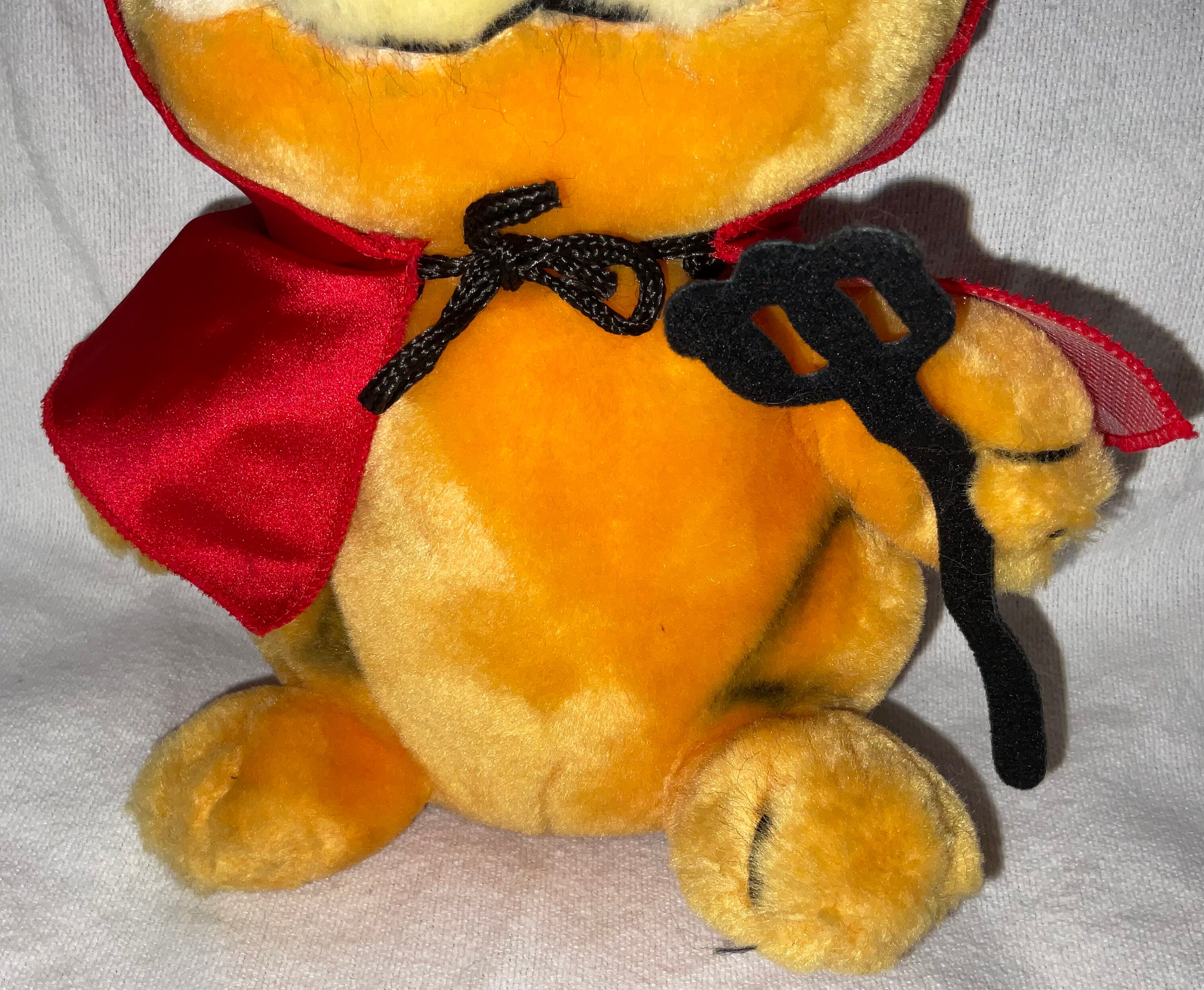 Vintage Plush Garfield the Cat in Little Devil Outfit - Hooded Cape and ...